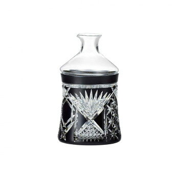 「八千代の逸品」の認定品です。金箔入りの切子です。こちらの商品はハンドメイドとなっております。内容量セミレッドクリスタルサイズ103mm個装サイズ：29.9×19×16.2cm重量個装重量：904g仕様食洗器:非対応生産国日本fk094igrjs