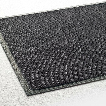 土砂がマット下に落ちてメンテナンスも簡単です。高周波による、ふち(20mm巾)付です。※温度変化により伸縮する場合があります。ご了承ください。サイズ厚さ:約7mm個装サイズ：98.0×29.0×15.0cm重量5.8kg個装重量：6250g...