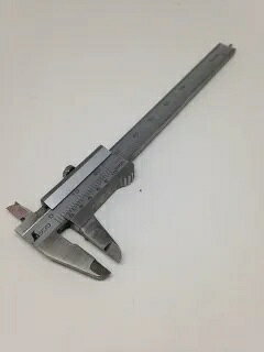 ■　商品内容 超ミニノギス70MM 小型のノギスです。 ■　送料・配送についての注意事項●ご注文入れ違い等により欠品・遅延となる場合がございます。 ●ご注文の商品によって北海道、沖縄、離島および一部地域への配送時に追加送料がかかる場合や、配...
