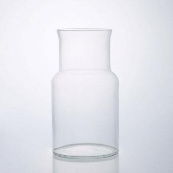 少し大きめなので安定感があり、季節の枝物をサッと活けるだけで簡単に飾ることができ、お花初心者の方でも活けやすい形になっています。大ぶりな枝物から季節のお花まできれいに映え、どんなお部屋にも合うデザイン。春夏には桜やミモザ、ドウダンツツジ、秋...