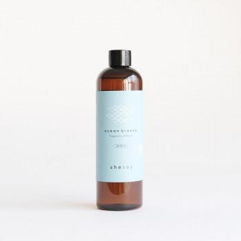 どんな暮らしにも馴染みほのかに感じる癒やしの香りを届けてくれるリードディフューザーの別売り専用リフィル(詰め替え)です。【注意】※中に入っているフレグランスオイルはプラスチックを傷めたり、家具やフローリングの塗装面を剥がす可能性がありますの...