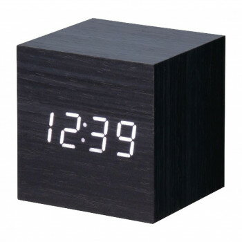 時計、アラーム、温度湿度、カレンダー、12/24時間切替等、多機能なキューブ型デザインの時計です。乾電池(別売)、給電のどちらでもご使用頂けます。音感感知も可能。サイズ6×6×6cm個装サイズ：9×8×9cm重量個装重量：150g素材・材質...
