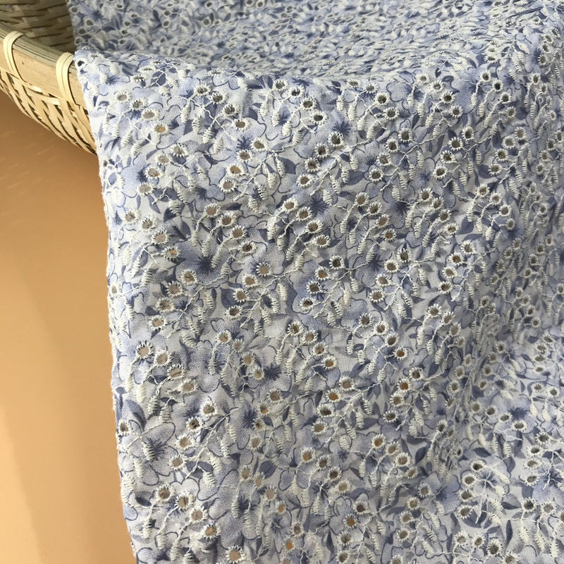 商品説明素材綿100％サイズ 130cm*30cmカラー写真参考 (特徴など) レース生地 マスク用生地 綿100% カット 花プリント 花柄 刺繍 コットンレース ワークレース注意モニターの発色の具合によって実際のものと色が異なる場合があ...