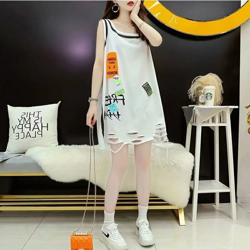 商品説明素材綿、他カラー A ホワイト B ブラック &nbsp;サイズ サイズ(cm): M 着丈74、バスト114、おすすめ体重40-60kg L 着丈76、バスト118、おすすめ体重60-72kg XL 着丈78、バスト122、おすす...