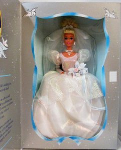 【商品名】Disney (ディズニー)Wedding Cinderella (シンデレラ) Barbie(バービー) 1995 45th Anniversary ドール 人形 フィギュア【カテゴリー】ホビー:人形・ドール【商品説明】Disn...