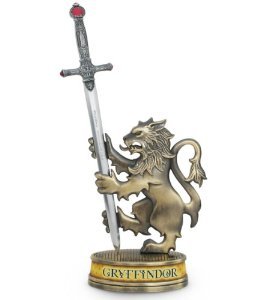 【商品名】Harry Potter (ハリーポッター) Gryffindor Sword Letter Opener フィギュア おもちゃ 人形 【カテゴリー】おもちゃ：きせかえ人形・ハウス【商品詳細】 Harry Potter (ハリーポ...
