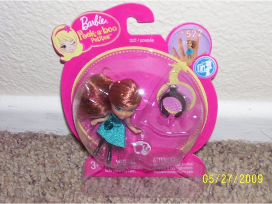 【商品名】Barbie バービー Peek A Boo Petites Ring Doll＃522 2008年に製造されたTeal Princess DressBarbie Peek a Boo Petites Ring Doll #522...