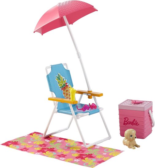 【商品名】Barbie バービービーチピクニック家具＆アクセサリーセットBarbie Beach Picnic Furniture & Accessory Set【商品説明】・Get ready to soak up the sun wit...