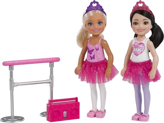【商品名】Barbie バービーチェルシー人形Barbie Chelsea Dolls【商品説明】・Double the storytelling fun and make new friends with this Chelsea dol...