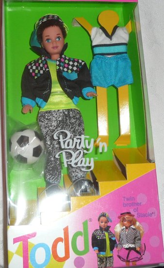 【商品名】Barbie バービー - パーティー 'nプレイトッドドールツイン兄弟ステイシー（1992）Barbie - Party 'n Play TODD Doll Twin Brother of Stacie (1992)【商品説明】・