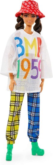 【商品名】Barbie バービーBMR1959メッシュTシャツ、格子縞のジョガー、バケツハットを着た完全にポーズ可能なファッション人形（ブルネット、?12インチ）Barbie BMR1959 Fully Poseable Fashion D...