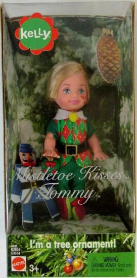 【商品名】Barbie バービーケリーヤドキのキストミードールとツリーオーナメント（2004）Barbie Kelly Mistletoe Kisses TOMMY Doll and Tree Ornament (2004)【商品説明】・T...
