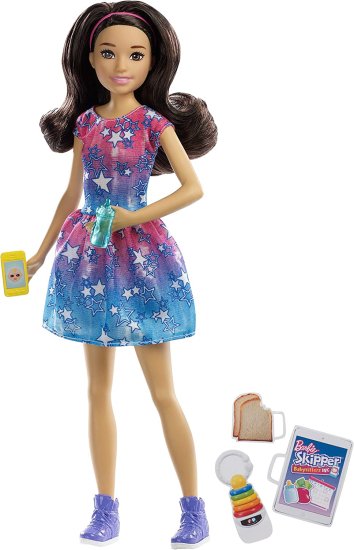 【商品名】Barbie バービースキッパーのベビーシッター人形、黒い髪Barbie Skipper Babysitter Doll, Black Hair【商品説明】・Play out classic babysitting moments...