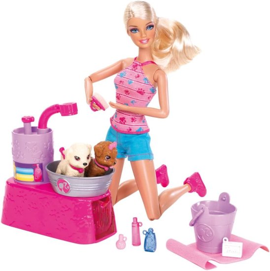 【商品名】Barbie バービーの泡と抱擁の子犬がプレイセットを抱きしめますBarbie Suds and Hugs Pups Playset【商品説明】・Barbie and her puppies have been playing o...