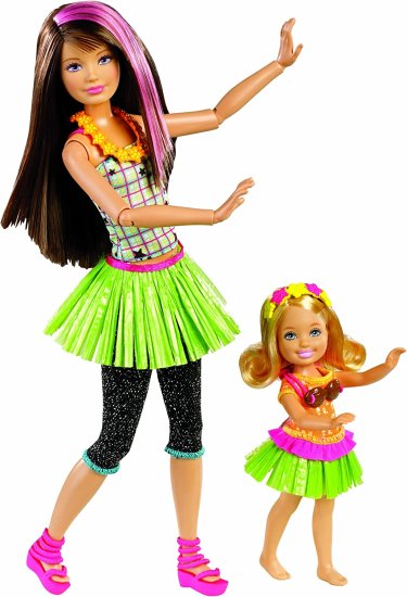 【商品名】Barbie バービーシスターズフラダンススキッパーとチェルシードール2パックBarbie Sisters Hula Dance Skipper and Chelsea Doll 2-Pack【商品説明】・Skipper and ...