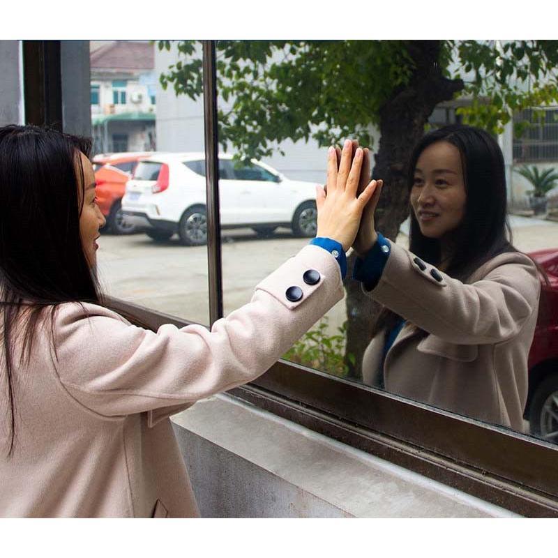 商品名:窓断熱シート マジックミラー 目隠シート 断熱フィルム 暑さ対策 西日対策 建築物 業務用 省エネ ガラスフィルム 窓ガラス 窓断熱 貼り付け簡単 商品説明:断熱フィルム 遮熱 遮光 UVカット 目隠し 紫外線カット 飛散防止 サイ...