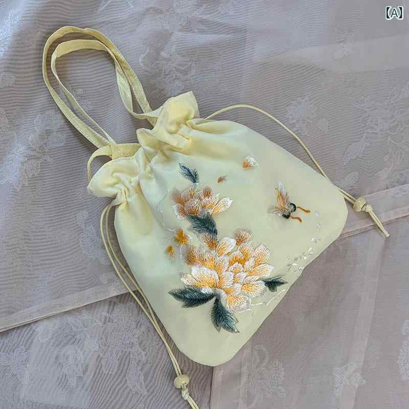 ・スタイル: 国風・主な素材: 帆布・バッグタイプ: バケットバッグ・サイズ: 小・装飾: 刺繍・裏地: 帆布・形状: 縦型スクエア・開閉: ドローストリング・硬さ: やや柔らかい・ショルダーストラップ: 2本・シーン: 日常・カラー展開:...