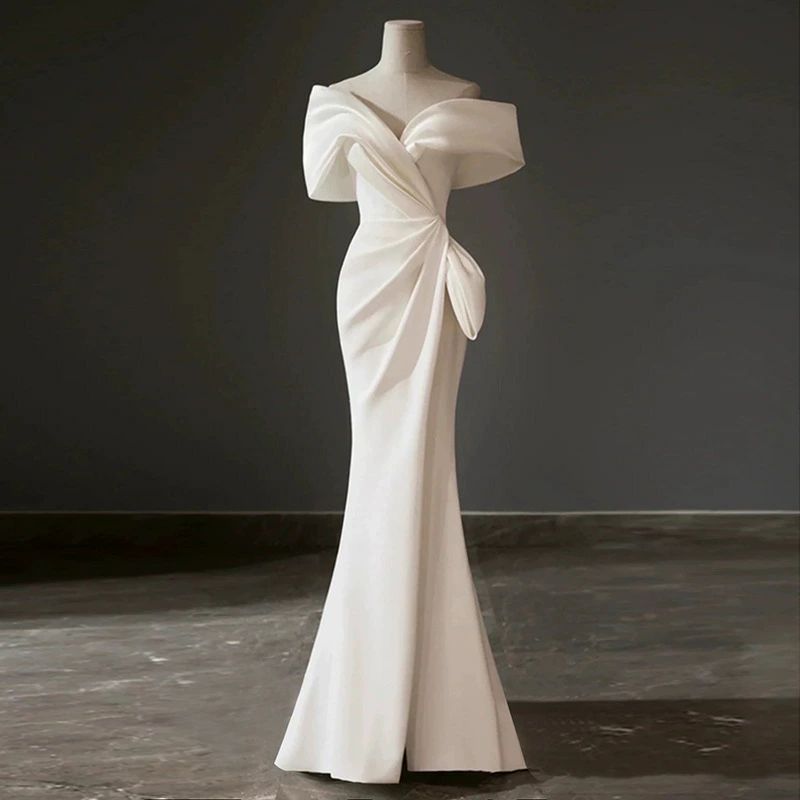 カラー 白 素材 ポリエステル、サテンなど サイズ XS　バスト80　ウエスト62　ヒップ80 S　バスト83　ウエスト65　ヒップ84 M　バスト85　ウエスト69　ヒップ88 L　バスト88　ウエスト72　ヒップ90 XL　バスト90　...