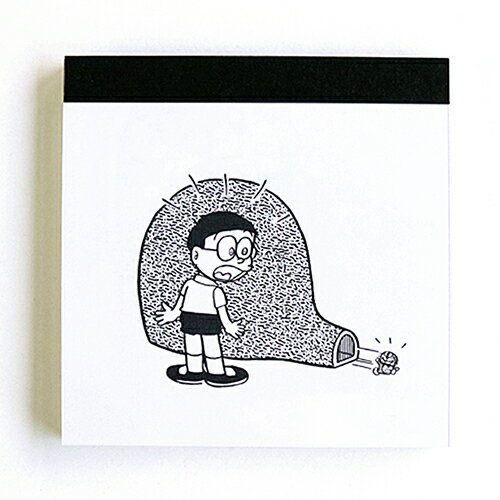 通常サイズのメモパット・スクエアと合わせて持つとかわいいミニサイズ！表紙や中紙のデザインも、ミニな場面にこだわりました♪ ●サイズ：70×70mm ●素材：硬質塩ビ+紙 ●内容：中紙50枚（2柄×各25枚）