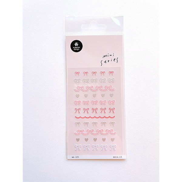 韓国の人気ブランド　スワテリエのミニアイコンシリーズ。 手帳のマークやデコレーションにぴったり。 いくつかのテーマに沿ってデザインされたアイコンがたくさん入ってます。 淡い色合いのリボンとハートをモチーフにした可愛らしいデザインが特徴です。...