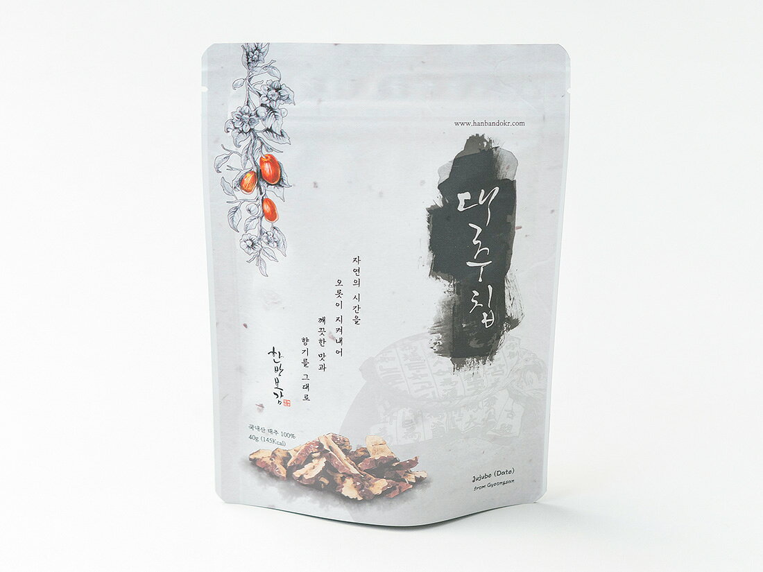 1購入あたりの内容量：1袋［規格］40g［機能・特徴］冷え性改善やストレスへの抵抗力を高める働きがあるナツメのみ使ったスナック。素材はナツメ100%(ナツメのみ)。素材そのままの甘さ(砂糖不使用、無添加)［原産地］韓国　　［製造地］-［原材...