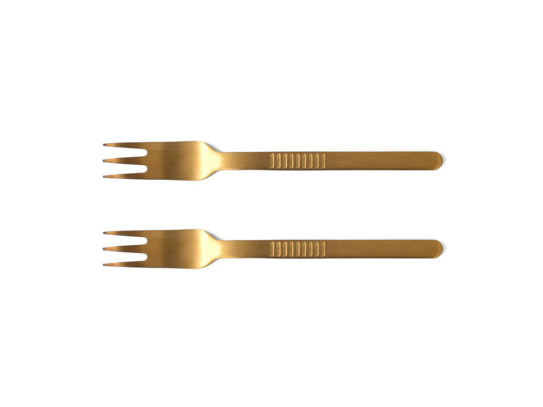 1購入あたりの内容量 ：1セット［規格］127×15×H10mm　　［色］ゴールド［素材］ステンレススチール430［機能・特徴］ショートケーキプレートに合わせて設計されたデザートフォークです。指紋が目立ちにくいマット仕上げで、色付きのタイプ...