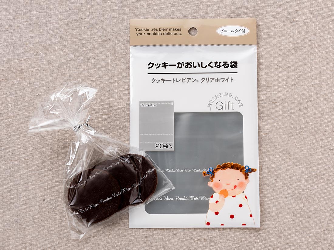 1購入あたりの内容量：1セット［規格］縦180×横120×厚さ0.013mm ［色］クリアホワイト ［素材］PET［機能・特徴］焼成後早く入れることで、焼き立ての強い香りをクッキーに定着させます。湿気は袋が吸収してサクサクの食感に。［使い方...