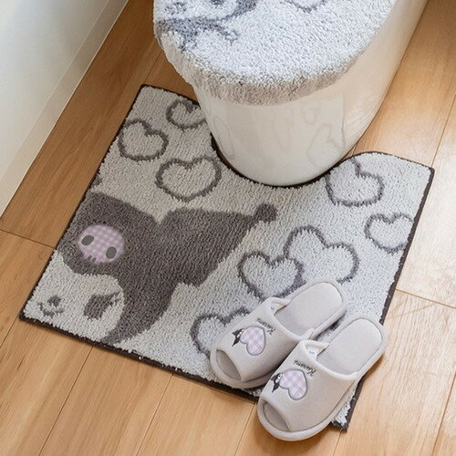オカ サンリオキャラクターズ シュシュ トイレマット クロミ 約55×60cm すべり止め グレー●お気に入りに囲まれる、しあわせトイレ空間●ふわふわ×キュートで、毎日ときめく