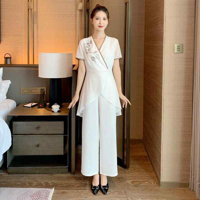 作業服 足浴技師用 短袖 刺繍 足湯店 養生館 足浴セット ユニフォーム 美容師服 シンプルスタイル・カテゴリ: 服装・性別: 女性・機能: 吸湿排汗・パンツ丈: ロング・主な素材: ポリエステル・カラー: ホワイト・サイズ展開: S,M,...