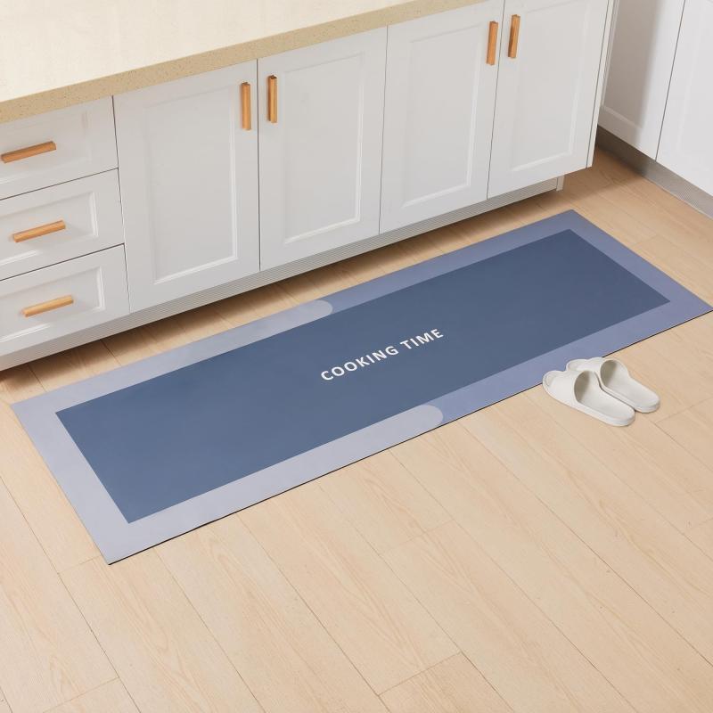 MOLANDI キッチンマット特殊な吸水繊維を使用したキッチンマットは、細かい穴が多く開いており、水分を素早く吸収します。速乾性に優れた発泡層は水を早く放出し、キッチンマットの表面はいつもサラサラ