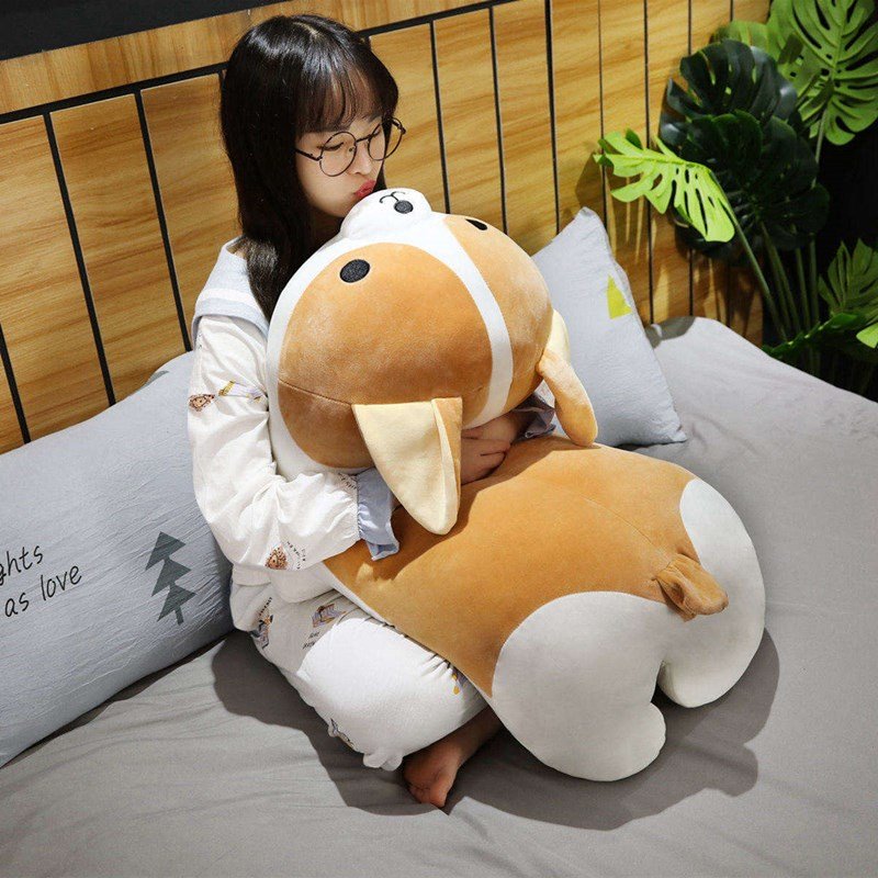 商品説明 素材 ポリエステル/PP綿 サイズ サイズ：60cm 商品説明 表側に超柔らかな毛、おなか部分に上品な羽毛綿で詰まっています。 お腹を枕に一緒に寝ることができます。 お誕生日クリスマスなどのプレゼント、お祝いにぴったりです。 とっ...