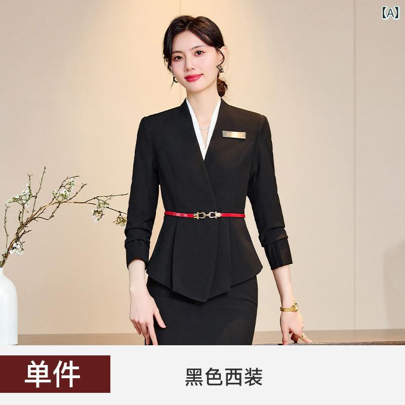 ・スタイル: OL通勤・主な素材: ポリエステル95%以上・カラー展開: ブラックスーツ、アプリコットスーツ、ブラックスーツ+シャツ+スカート、ブラックスーツ+スカート、アプリコットスーツ+シャツ+スカート、アプリコットスーツ+スカート・サ...