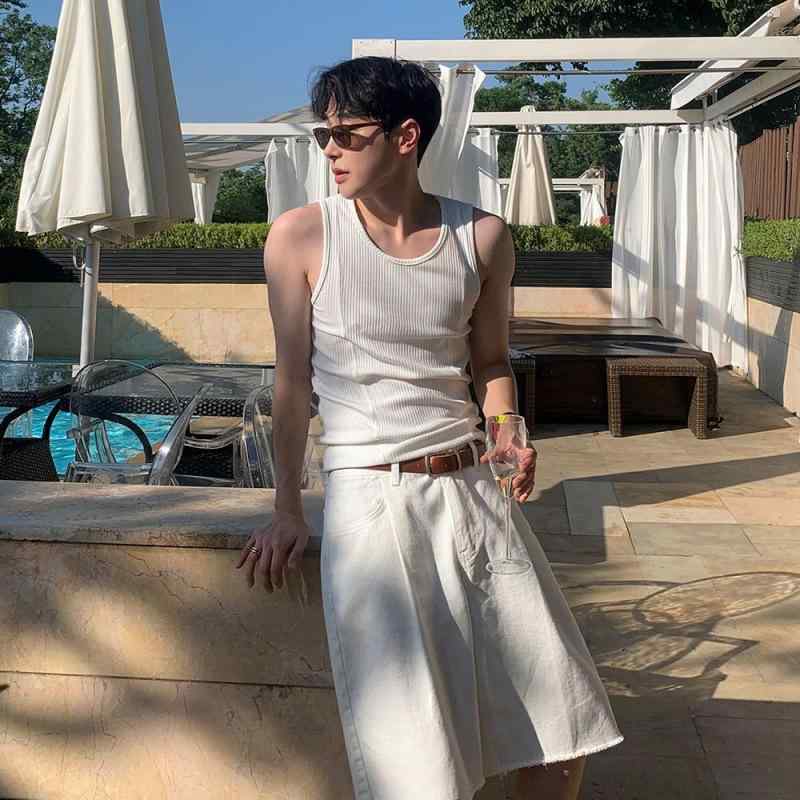 Tシャツ メンズ 男性用 ノースリーブ トップス カットソー スリムフィット クルーネック コットン 綿 無地 普段使い 白 黒