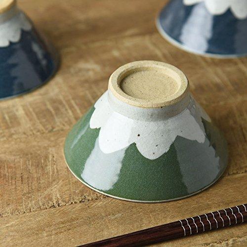 やまに 手しごと 13cm富士山型茶碗 みどり 富士山 3816185サイズ:幅/約13 x 13cm 高さ/約6.5cm(商品ごとに誤差があります)素材:陶器・日本製/美濃焼電子レンジ:対応家庭用食洗機使用:対応