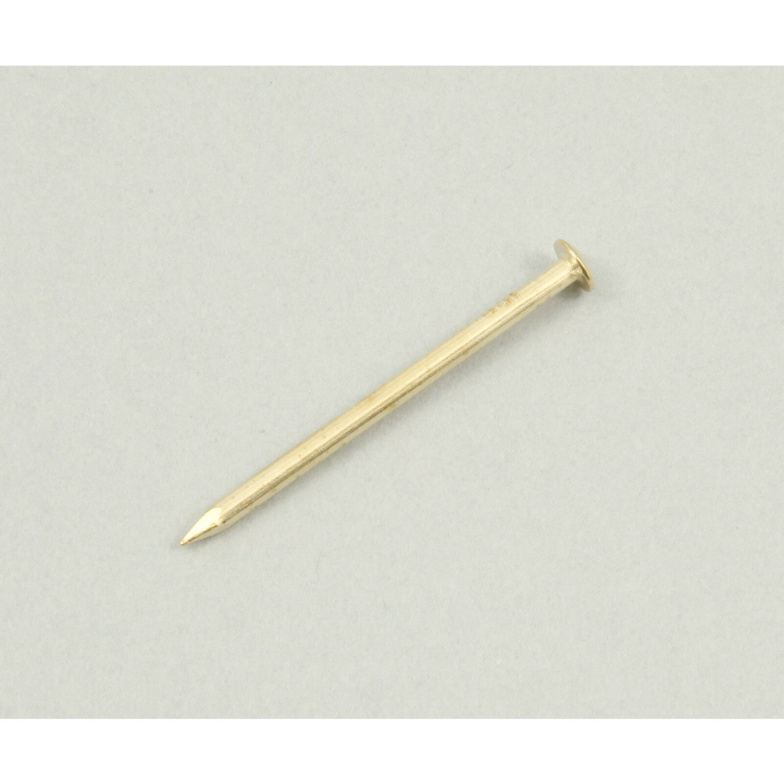 メーカーアーテック(Artec)品名しんちゅう釘 32mm40本組品番45309セット内容40本組用途しんちゅう釘 アート キャンバス デザイン デッサン 制作 創作 半紙 学校 授業 描画 教室 書初め 書道 毛筆 漢字 画材 絵の具 絵...