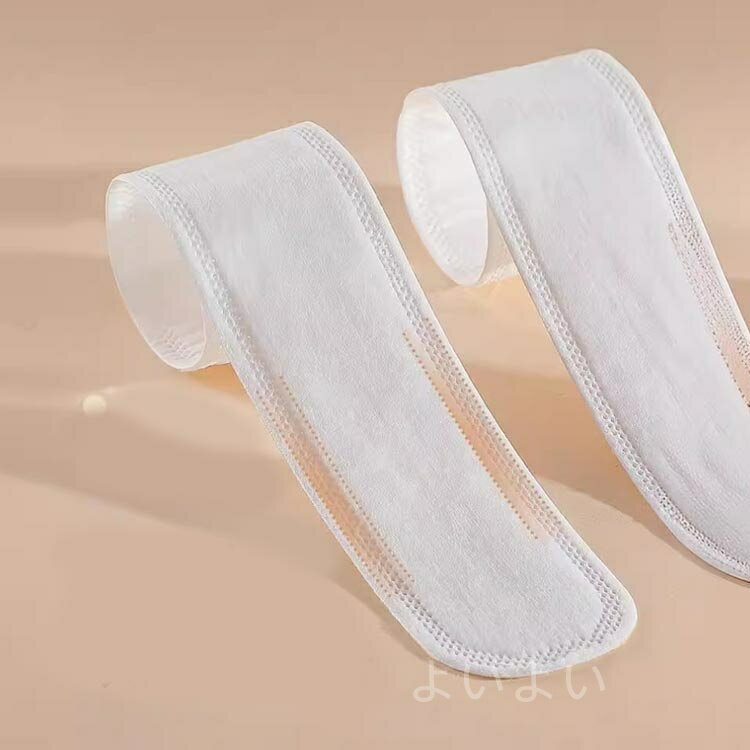 【襟汚れ防止パッド・帽子汗取りパッド】【貼るだけ】【100枚入り】お得な100枚セット！シャツの襟や帽子に装着する、汗取りパッドです。シャツの襟に貼るだけで汗による不快感やイライラを軽減しながら汚れ対策も期待できます。表面は綿素材なので肌に...