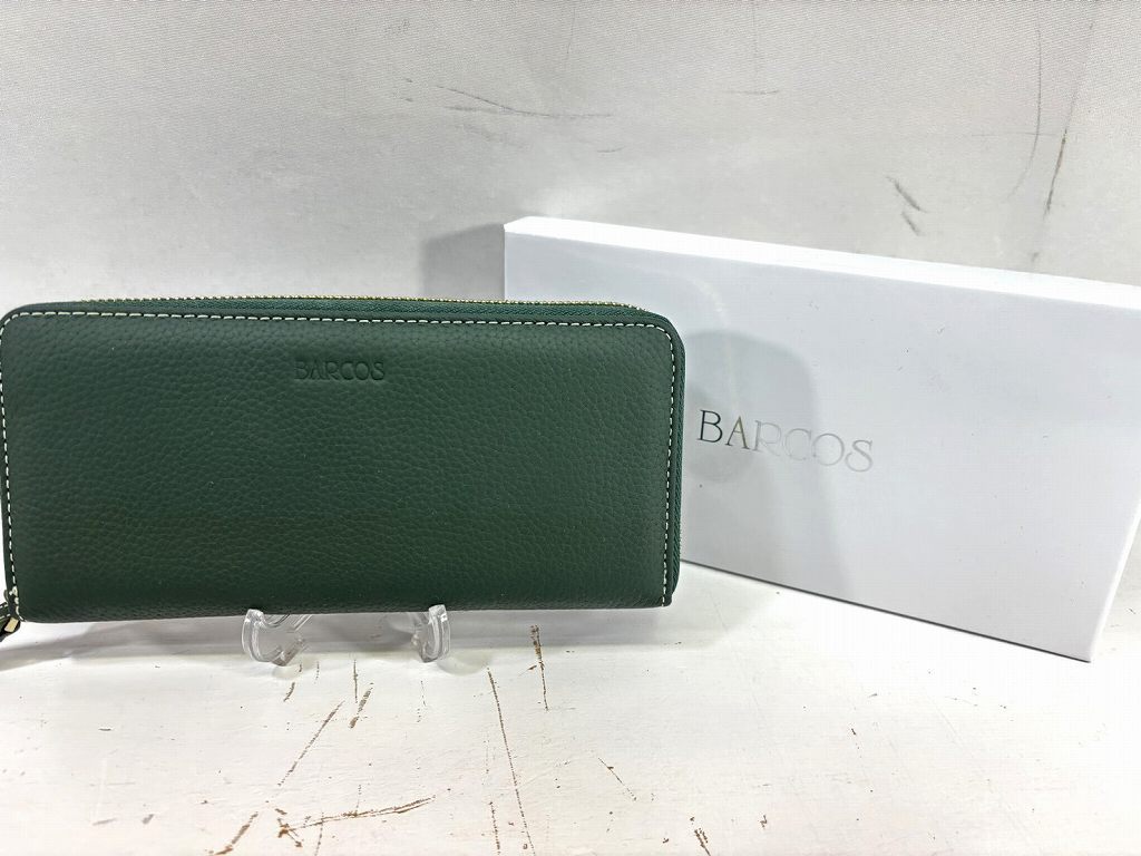 商品説明 商品名 【中古】【未使用】BARCOS　バルコス　ラウンドファスナー　長財布　牛革　シュリンクレザー　BTV764【9800円以上で沖縄・離島などの一部地域も送料無料での発送となります。】 コメント バッグ　財布　長財布　ウォレッ...
