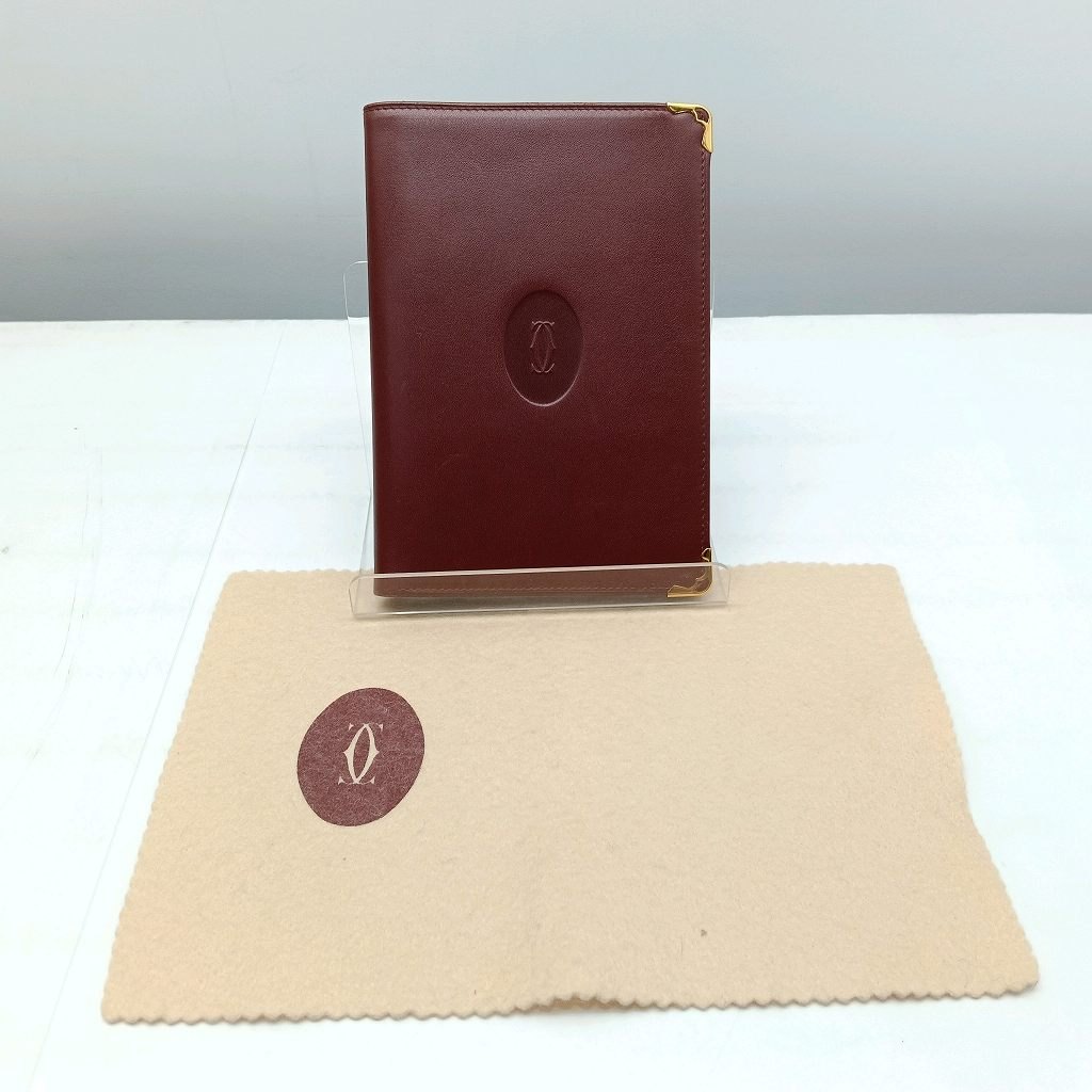 商品説明 商品名 26k-178o【中古】カルティエ Cartier マスト 二つ折り 手帳ケース ボルドー レザー カード入れ 【送料無料】【9800円以上で沖縄・離島も送料無料】 コメント 四次元ねっとフリマをご覧いただき誠に有難うござ...