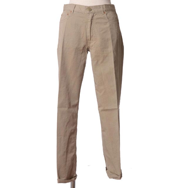 商品コメント ゴールデングースのサルエル風スキニーパンツ。ラインの美しいパンツ。サルエル風で股上深め。柔らかみのあるカーキカラー。大き目なポケットがキュートなパンツ。右ポケットの内側には刺繍が施され、淡く浮かび上がるようなスターがポイントの...