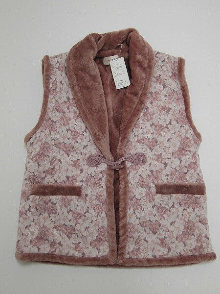 ◎女性用ちゃんちゃんこ（M)（L)サイズです。 ◎内側が全てボアなので首周りから腰までとっても暖か。 ●ちょっと近所のコンビニにお買い物にいく時・・ ◎朝ふとんから出て新聞をとりにいく時パジャマのうえにちょっと羽織ったり・・ ◎お台所仕事な...