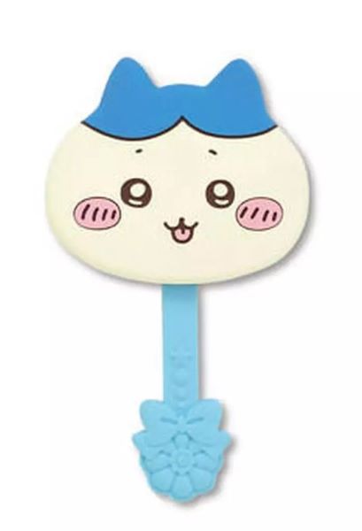 食玩で大人気の「ロリポップチョコチャーム　ちいかわ」が ハンドミラーになって登場！ 本体は約H113×W70mm。チョコレートをイメージした 本体の裏にはミラーがついていて、便利で可愛いです♪ 家の中でも外出先でも手軽に使える可愛いミラーで...