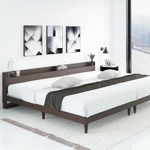 お客様の注目キーワードはこちら！[ベッド セミシングル シングル セミダブル ダブル クイーン] すのこベッド 棚付き コンセント付き シンプル 頑丈通気性抜群のすのこ板を使用したこちらのベッドは、お布団やベッド下にこもりやすい湿気を上手に...