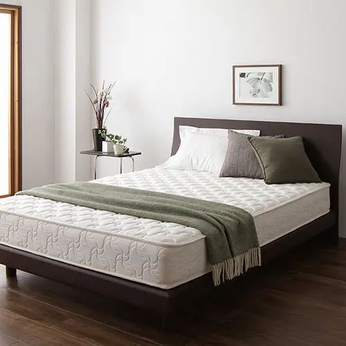 お客様の注目キーワードはこちら！セミシングルベッド マットレス 長さが短い 日本国産安心の国産マットレスのご紹介です！お子様や狭いお部屋に最適のショート丈セミシングルのポケットコイルマットレスです。長さが180センチで普通のサイズより15セ...