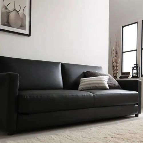 お客様の注目キーワードはこちら！省スペースでも広く ふたり寝られるモダンデザインソファベッド 2.5人掛け一見ソファベッドに見えないデザインのレザー調。座面を伸ばせておふたりで眠れるモダンデザインのソファベッドです。こちらは2.5人掛けです...