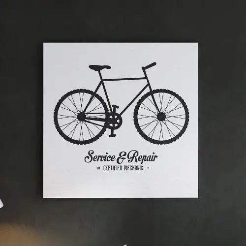 お客様の注目キーワードはこちら！自転車好きの方にはたまらないデザイン 自転車のウォールデコ自転車好きの方むけと言っても過言ではないパネルです。クロスバイクというタイプの自転車が描かれており、その下に「Service & Repair」と「C...