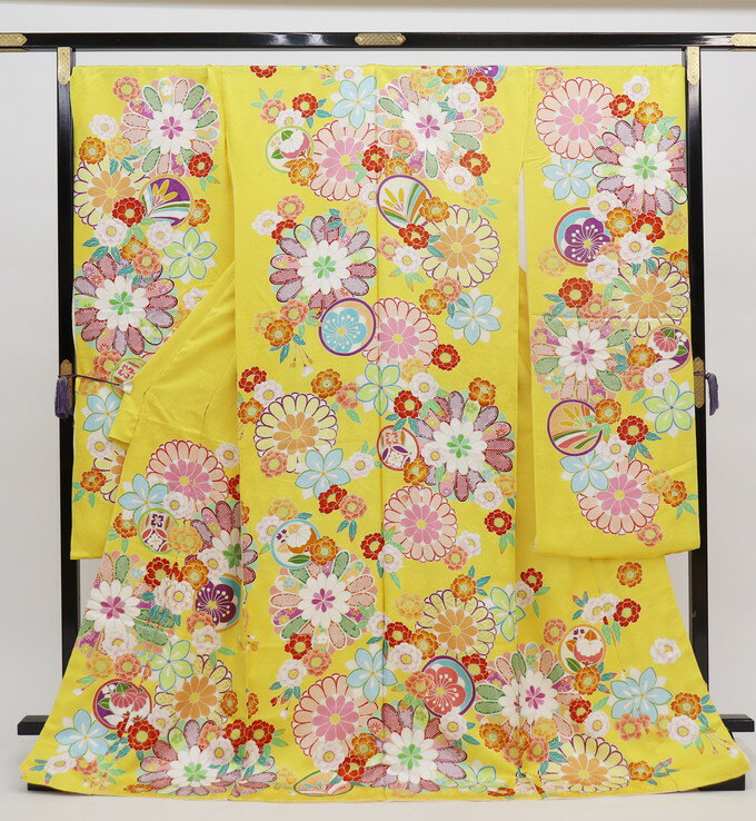 礼装として、成人式や謝恩会、披露宴やパーティーなどでご着用いただけます。 ※お使いのモニター等により実物と色味や質感が違って見える場合がございます。 作業に使用しているモニターの色温度は6500Kです。 ※こちらの商品は他のサイトでも出品し...