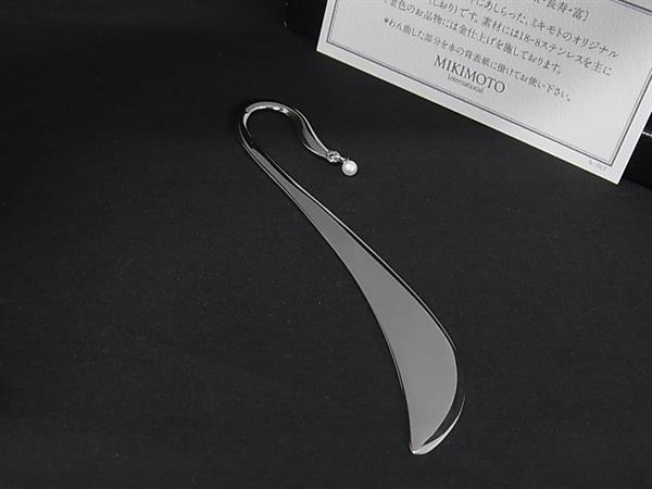 商品情報 ブランド名 MIKIMOTO ミキモト 状態ランク Aランク(極美品) ライン カラーシルバー系 素材 SV925 サイズ(cm) 全長:約11.8cmパール:約3mm サイズ(inch) ポケット 付属品画像内にあるものが全てに...