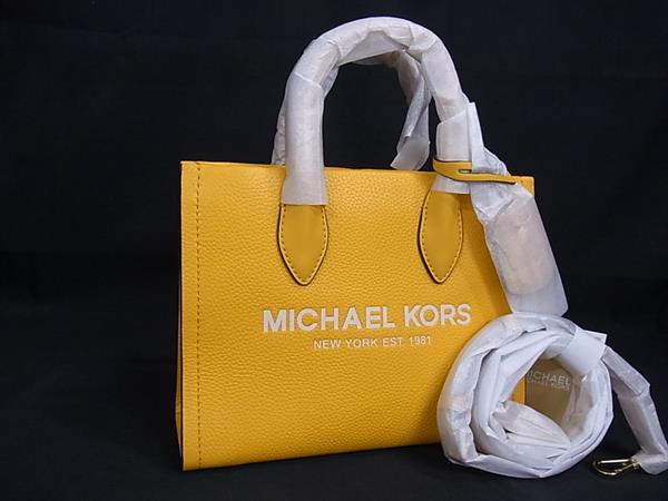 商品情報 ブランド名 MICHAEL KORS マイケルコース 状態ランク Sランク(未使用品) ライン カラーイエロー系 素材 レザー サイズ(cm) W 約24cm　H 約19cm　D 約9cm サイズ(inch) ポケット中 ポケット...