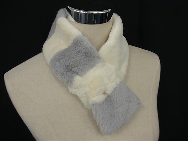 商品情報 ブランド名 FURART ファーアート 状態ランク SAランク(新品同様) ライン カラーアイボリー系×グレー系 素材 ポリエステル100％ サイズ 全長:約69cm　幅:約9.5cm ポケット 付属品画像内にあるものが全てになり...