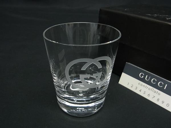 商品情報 ブランド名 GUCCI グッチ 状態ランク Sランク(未使用品) ライン カラークリア 素材 サイズ 口径 約5.5cm　高さ 約6.5cm ポケット 付属品画像内にあるものが全てになります シリアル及び刻印 状態擦れ小 □□□　...